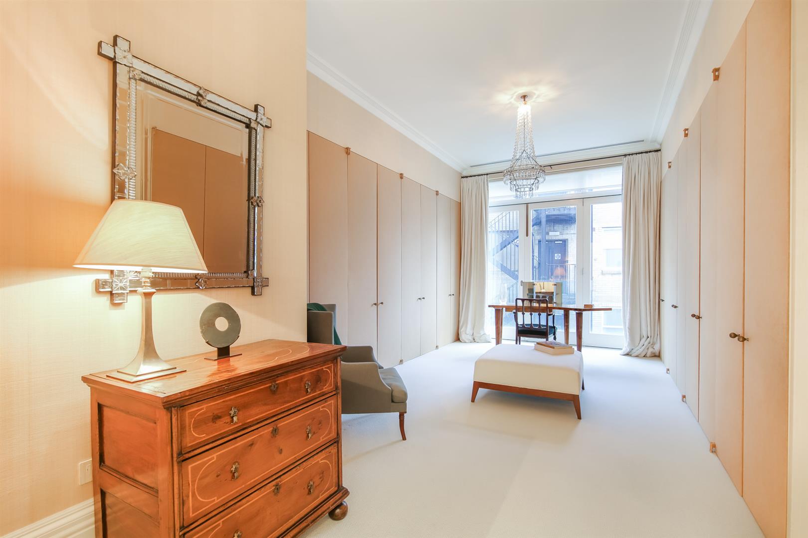 Buckingham Gate, St James's, SW1E | Knightsbridge Prime Property ...